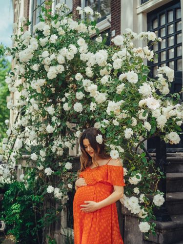 Candid Pregnancy Photoshoot in Amsterdam - Rudenko Photography